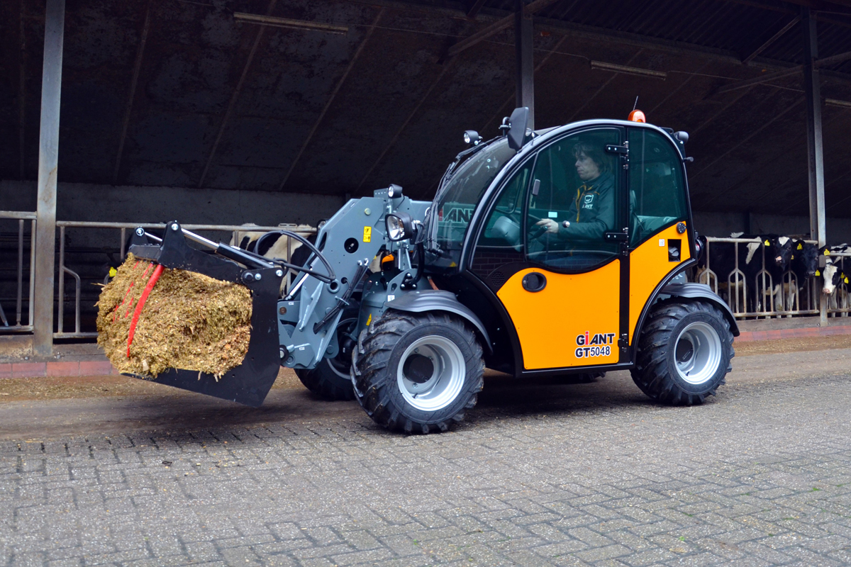 Tobroco-Giant zeigt 13 Maschinen - PROTRADER.ONE