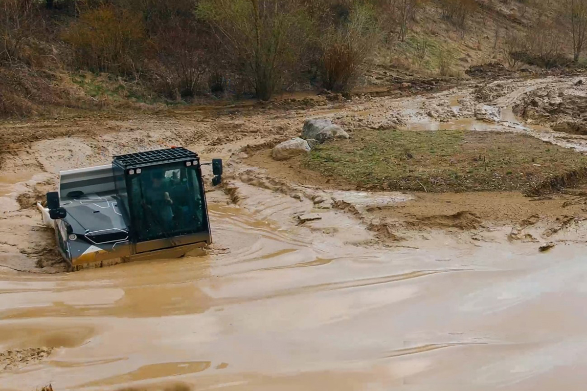 PowerBully auf der INTERMAT 2024 - PROTRADER.ONE